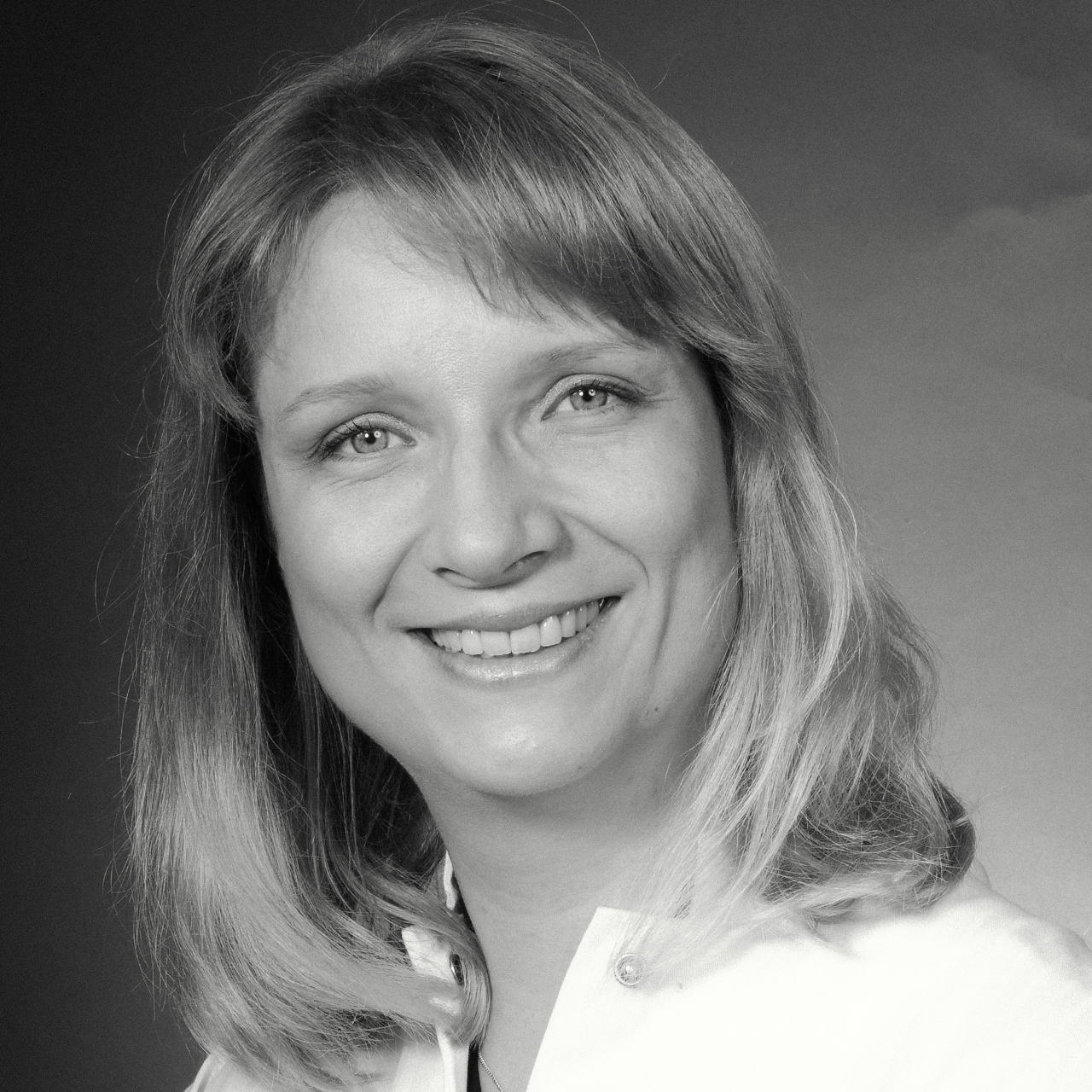 Hanna Savolainen-Peltonen — Varaa aika — Lääkäriasema Femeda