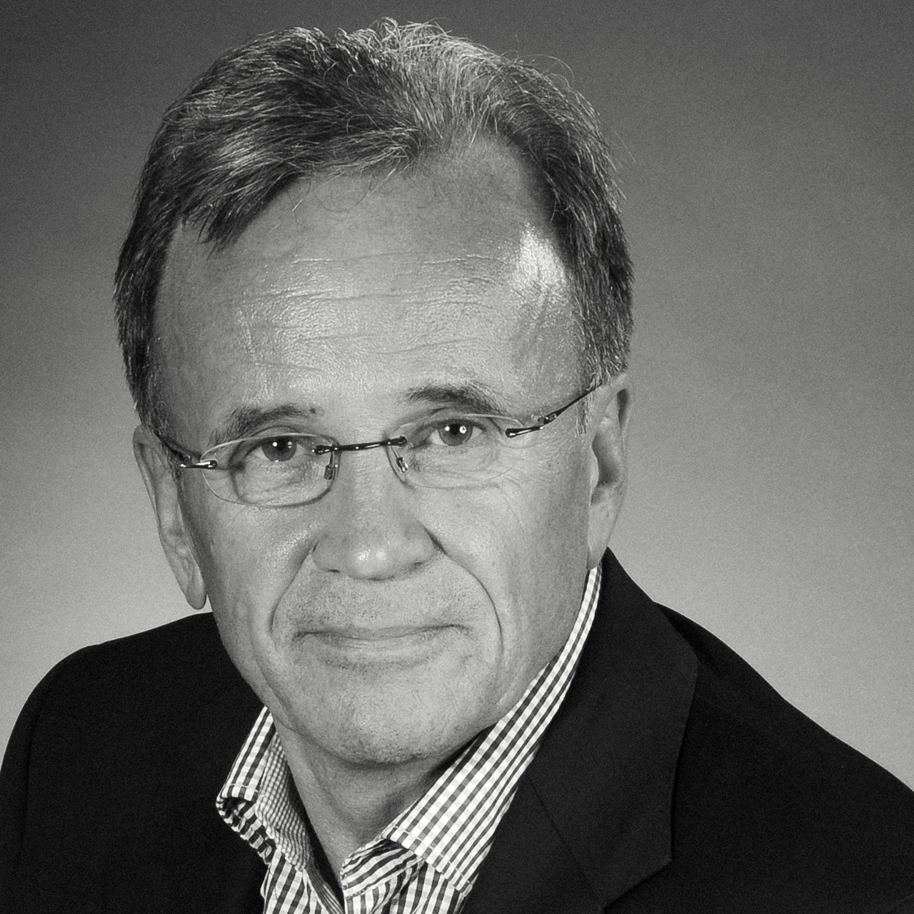 Jari Sjöberg — Lääkäriasema Femeda